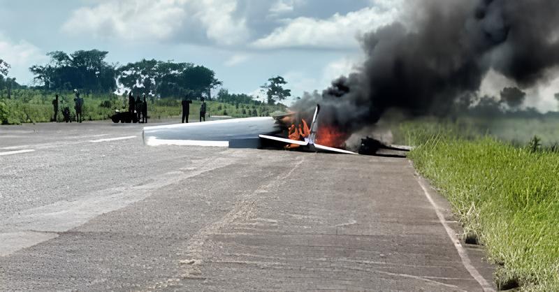Avião de pequeno porte faz pouso de emergência após pega fogo; veja vídeo - Perrengue Mato Grosso